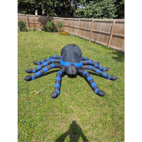 Gemmy | Holiday | 8 Foot Jumbo Spider Halloween Airblown Inflatable ...
